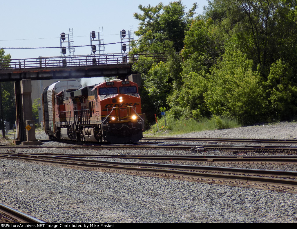 BNSF 8947